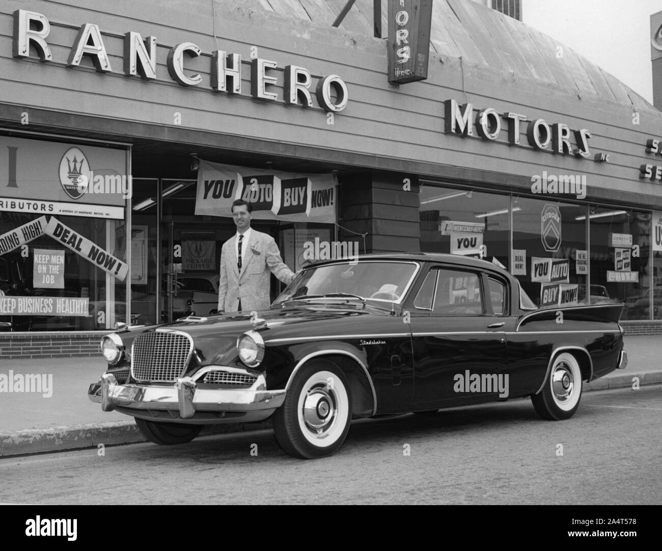 1958 Studebaker Silver Hawk
