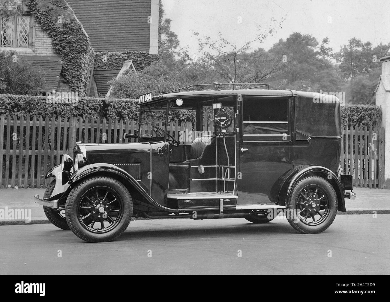 1930s taxi cab Black and White Stock Photos & Images - Alamy