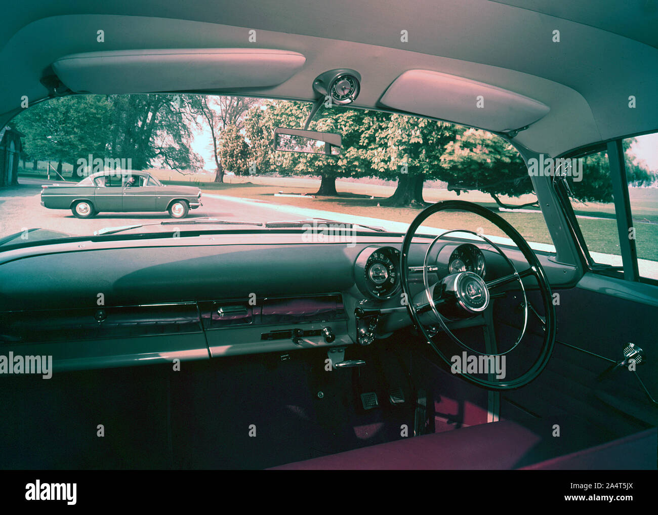 1959 Vauxhall Cresta PA interior Stock Photo - Alamy