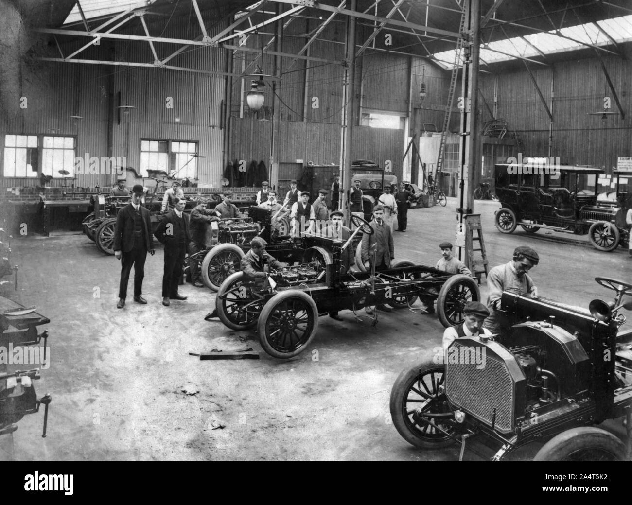 Dennis factory works at Guildford 1910 Stock Photo - Alamy