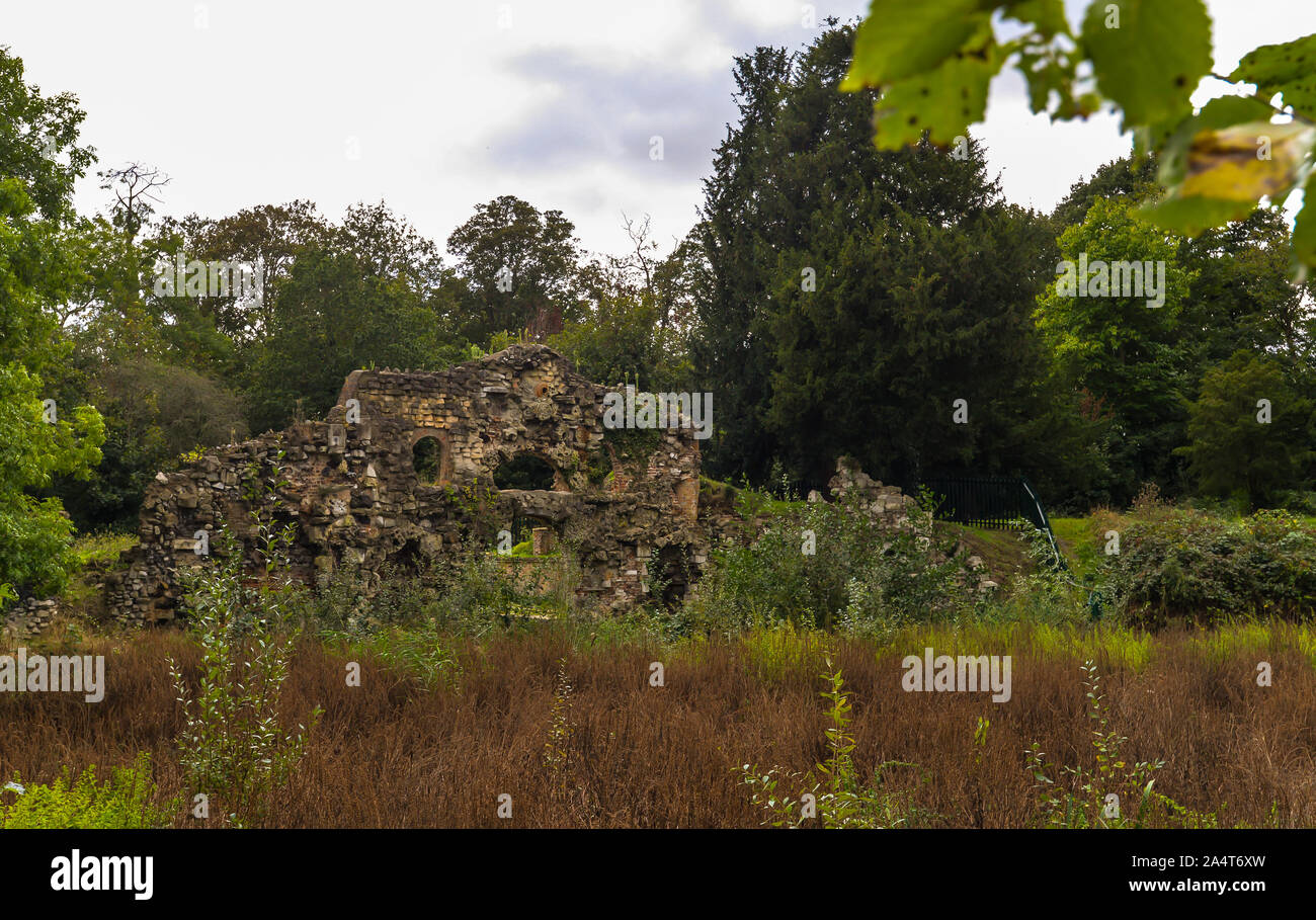 The old grotto in Wanstead Park in the east of London - UK Stock Photo ...
