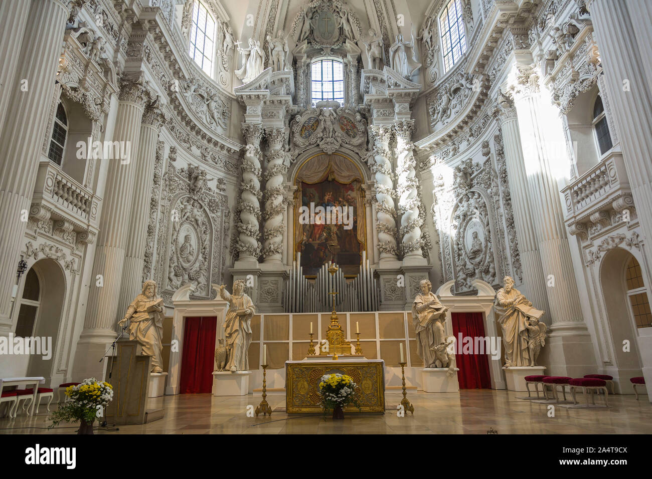 Decorations of interior of the Catholic church Stock Photo - Alamy