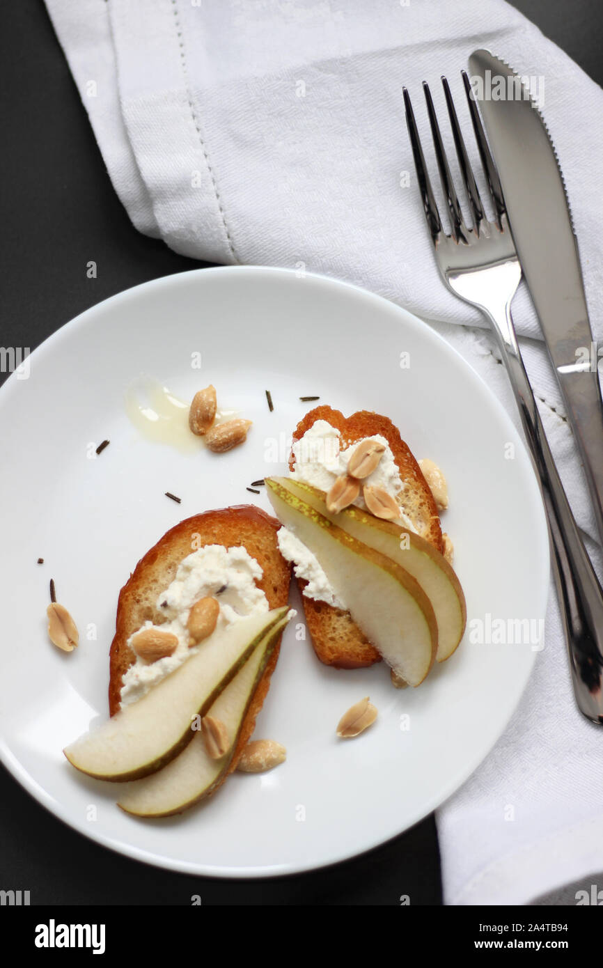 Ricotta toast hi-res stock photography and images - Alamy