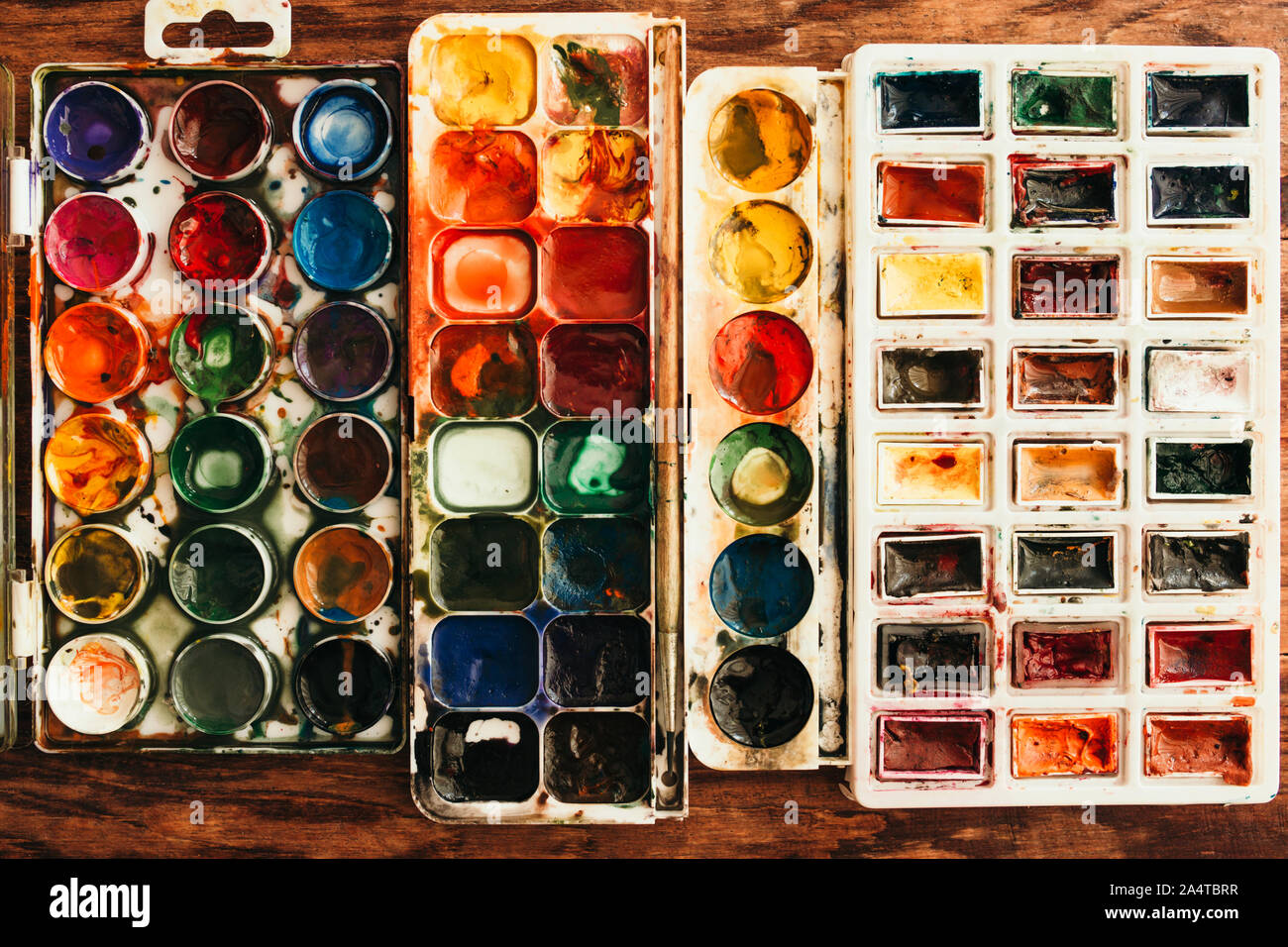 plan view of a watercolor paint box Stock Photo - Alamy