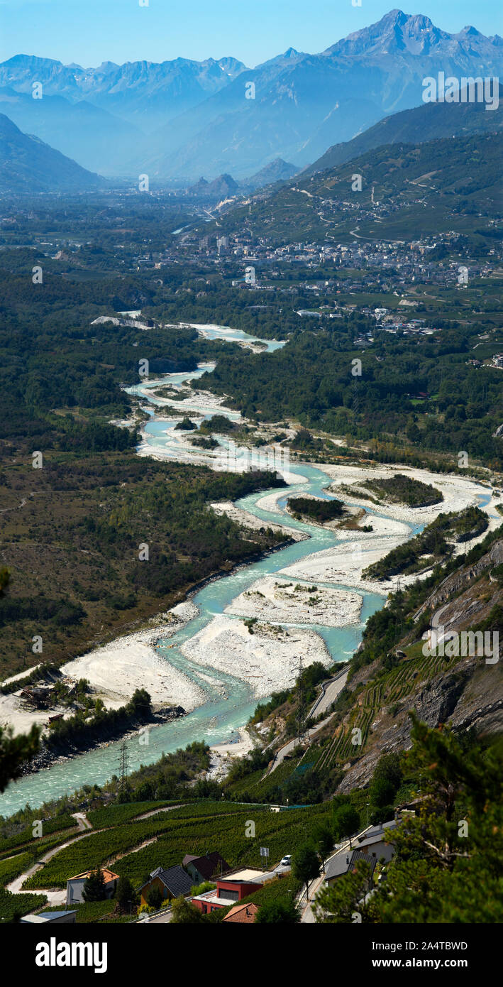 Flat valley hi-res stock photography and images - Alamy
