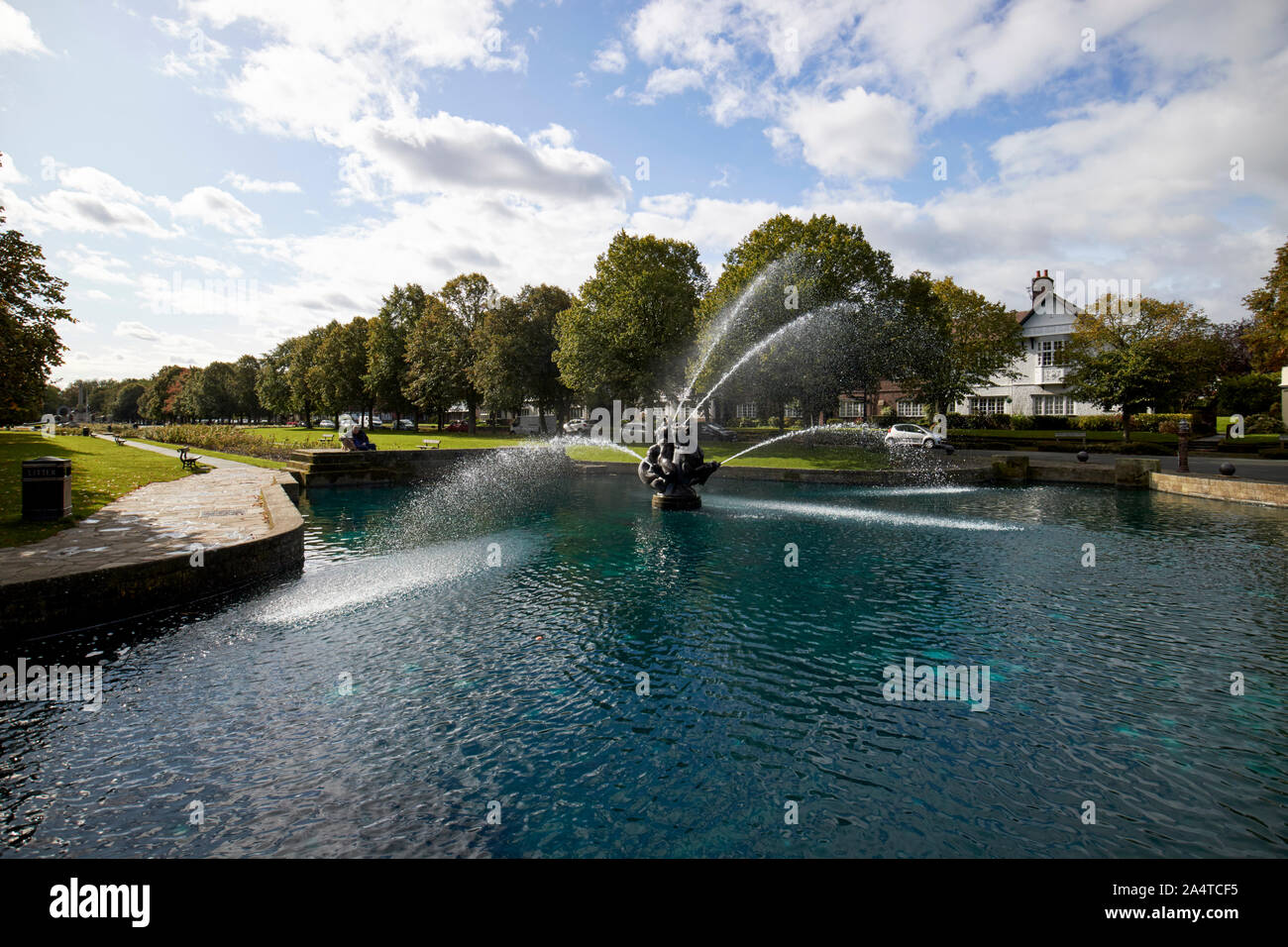 port sunlight formal pool fountain sea piece water feature at the end ...