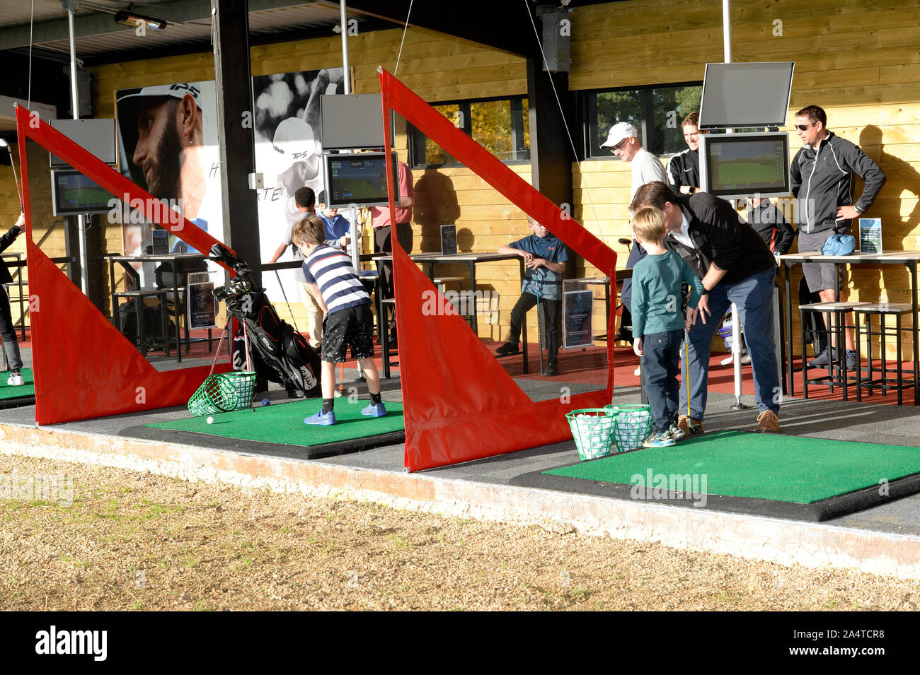 Driving Range Toptracer High Resolution Stock Photography and Images ...