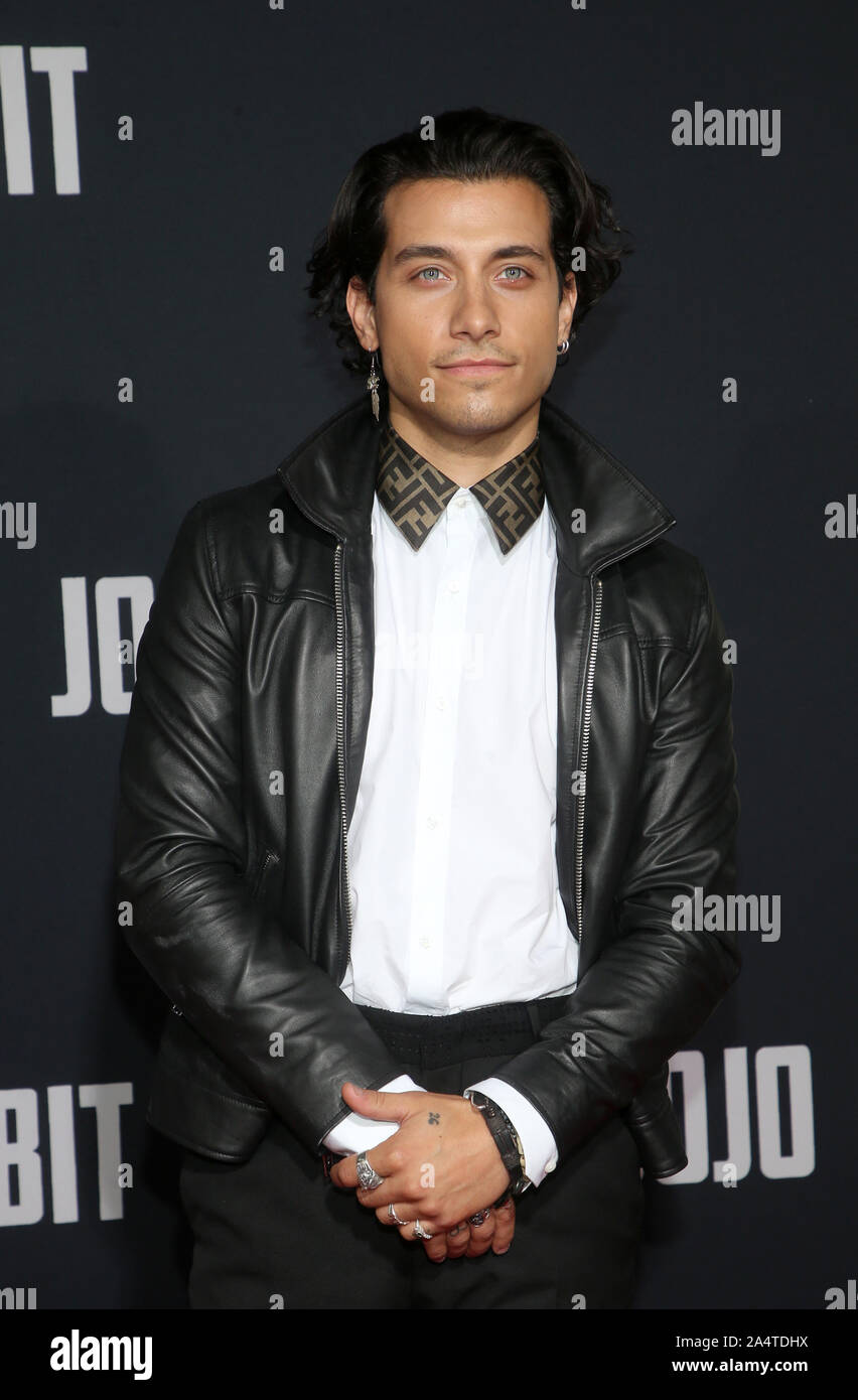 Rabbit punch hi-res stock photography and images - Alamy