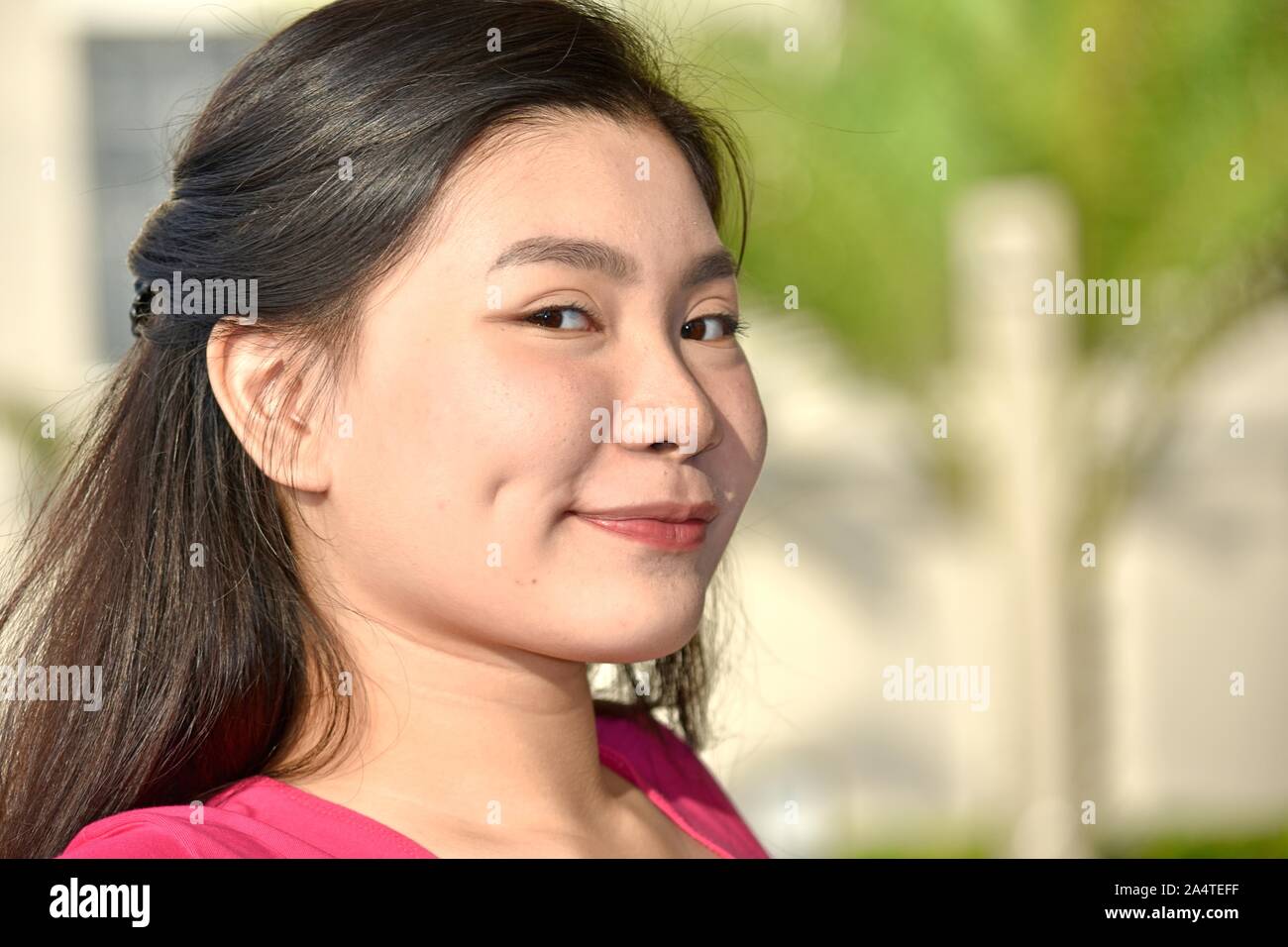 Attractive chinese hi-res stock photography and images - Alamy