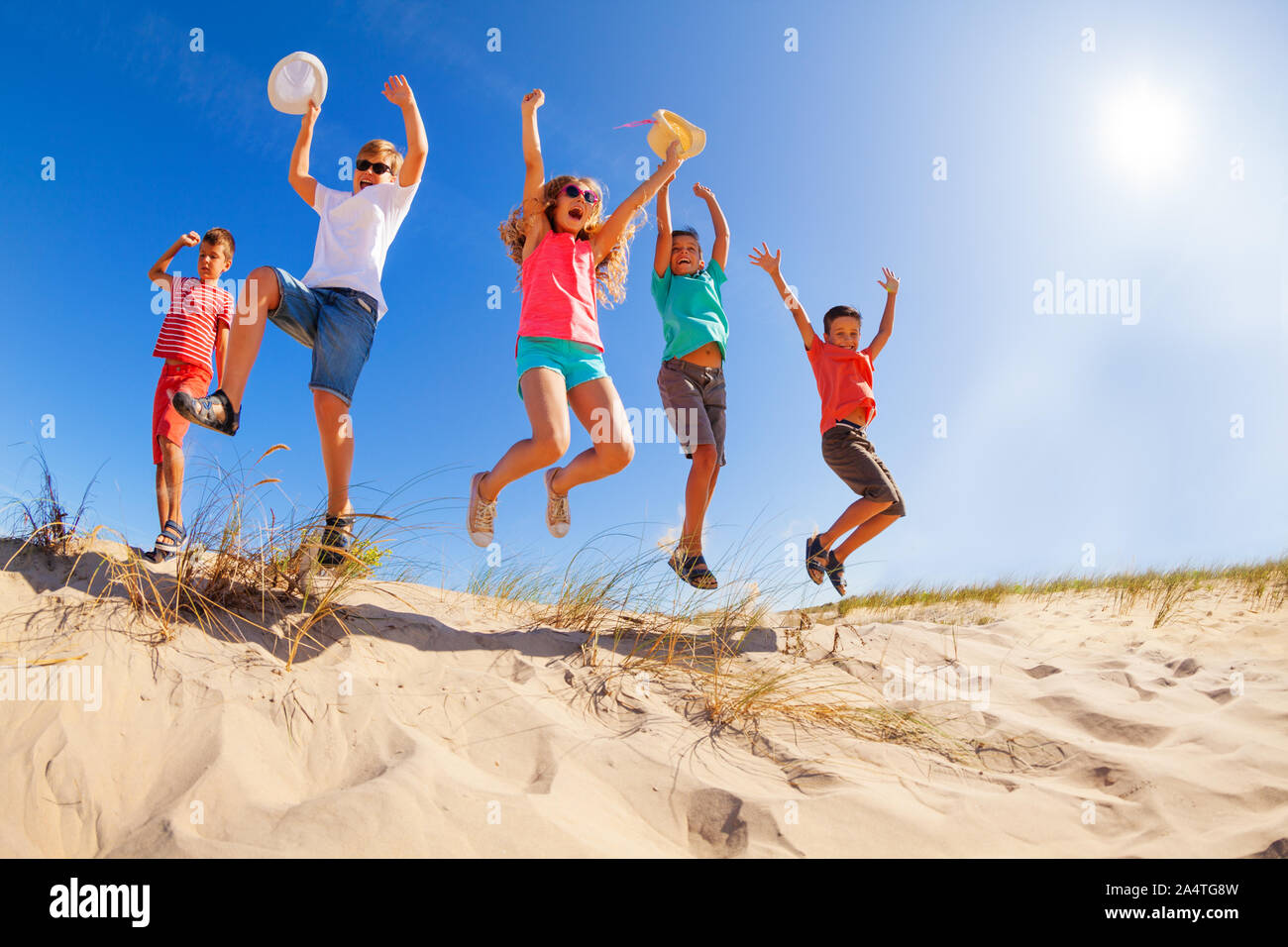 Jump down hi-res stock photography and images - Alamy