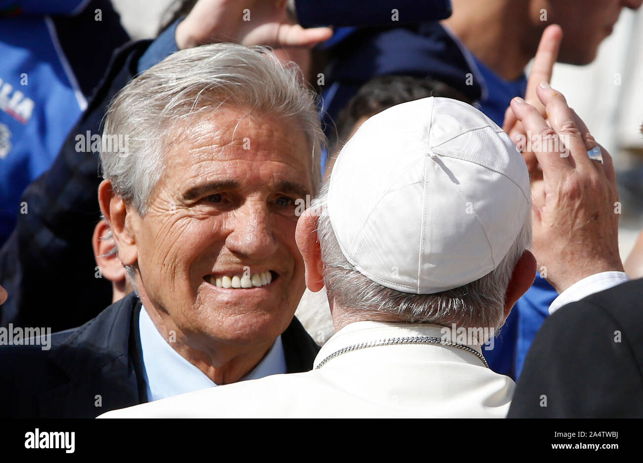 Vatican City, 16th October 2019. Pope Francis greets former Italian ...