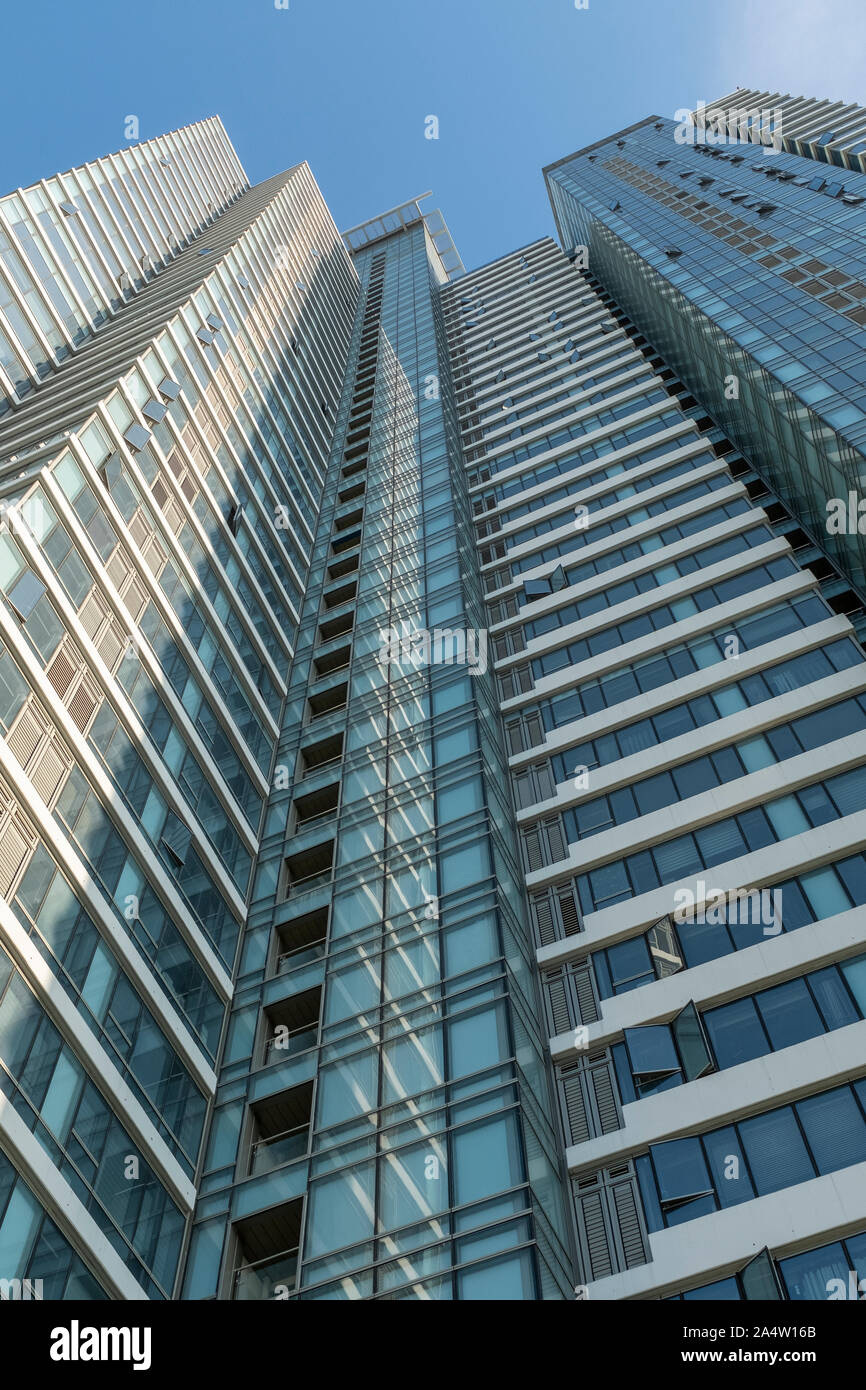 Facades of city skyscraper hi-res stock photography and images - Alamy