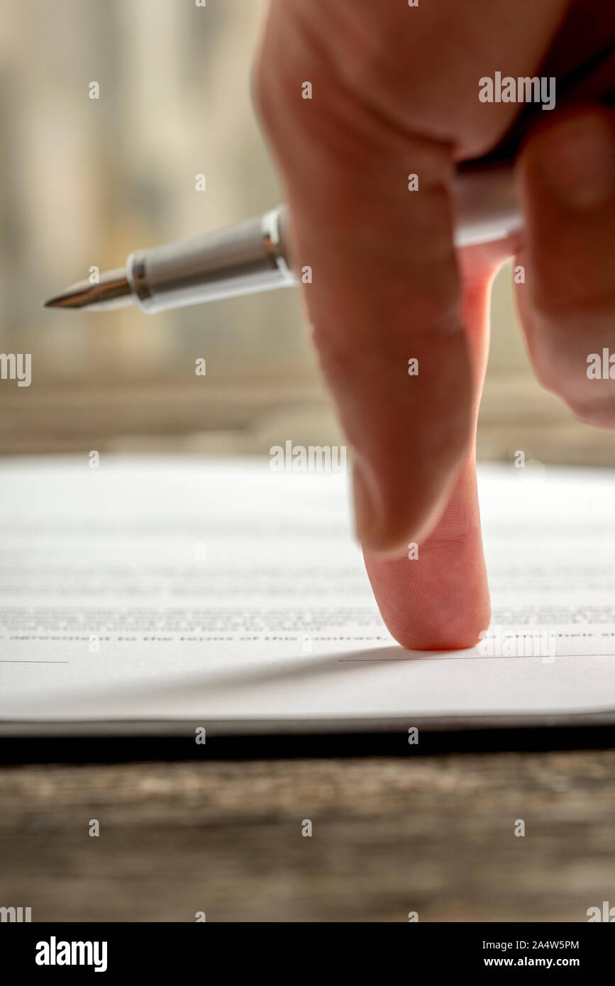 Ready for signature hi-res stock photography and images - Alamy