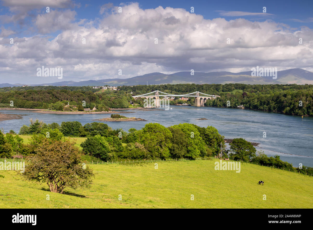Thomas telfords iconic suspension bridge hi-res stock photography and ...