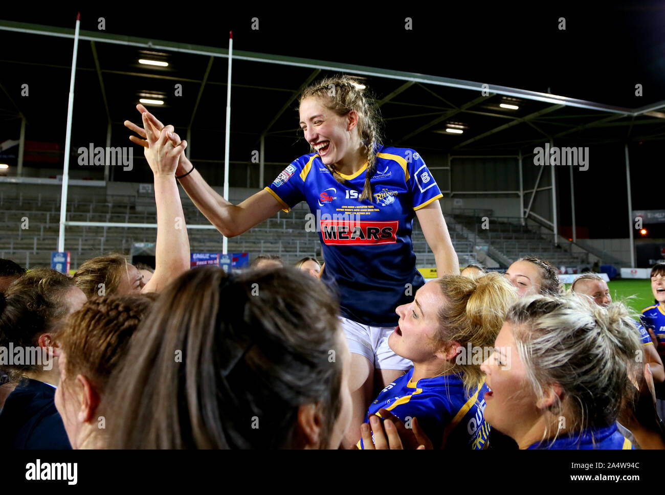 Women caitlin hi-res stock photography and images - Alamy