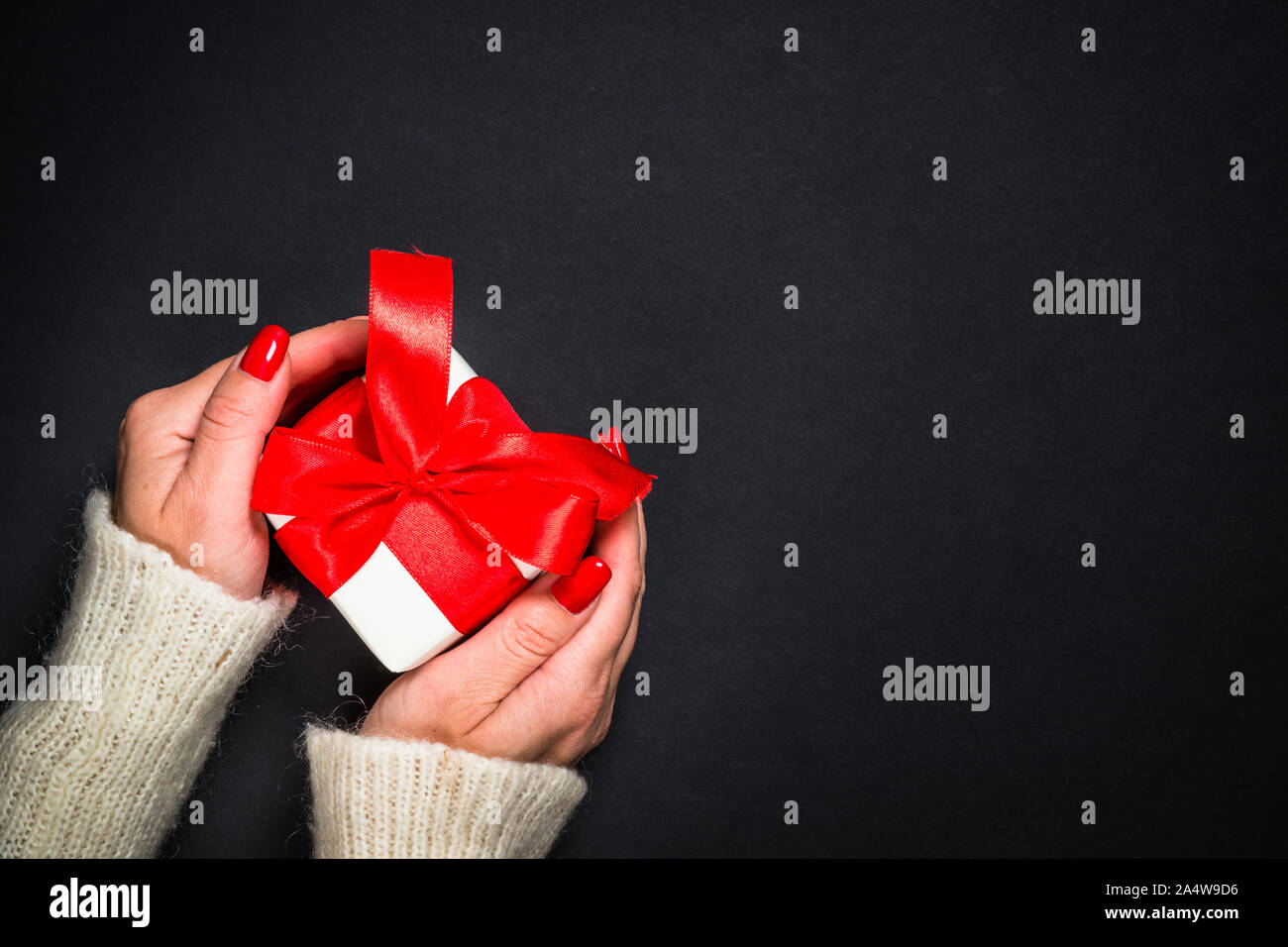 Present giving handmade hi-res stock photography and images - Alamy