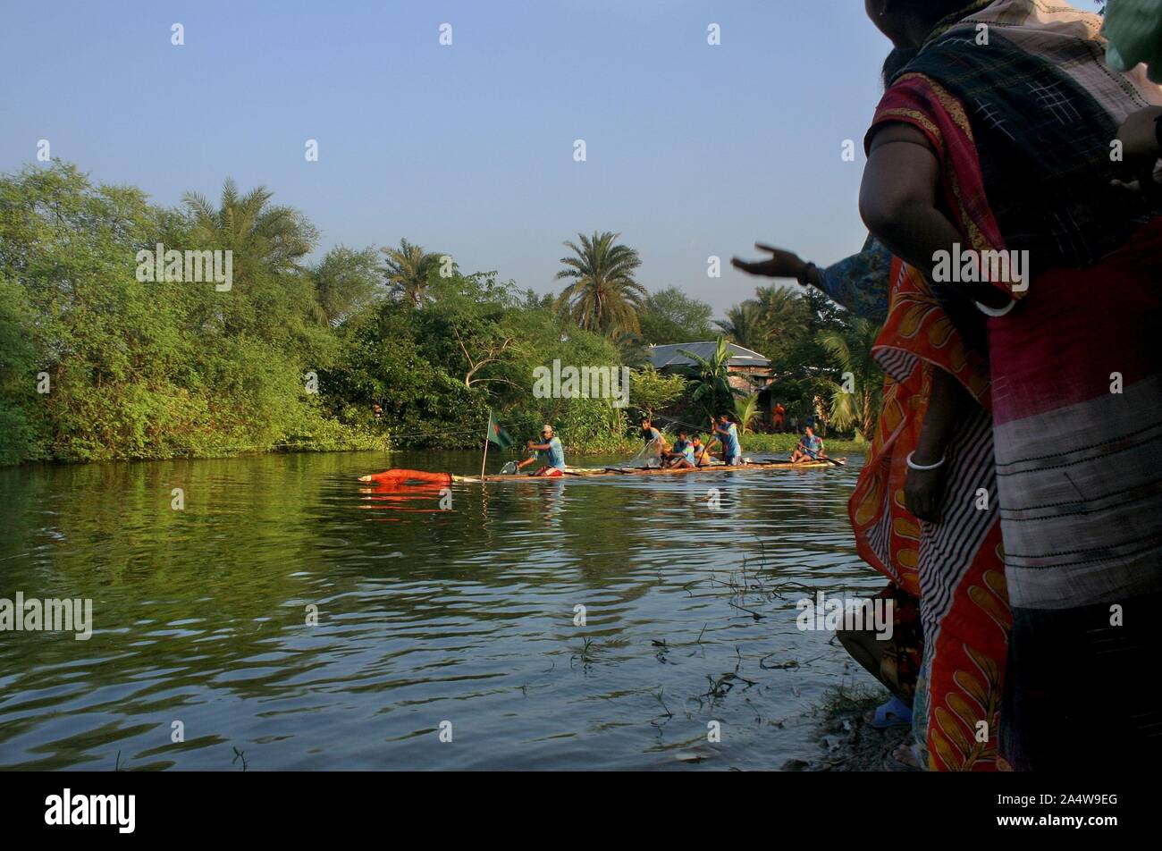 Banana raft hi-res stock photography and images - Alamy
