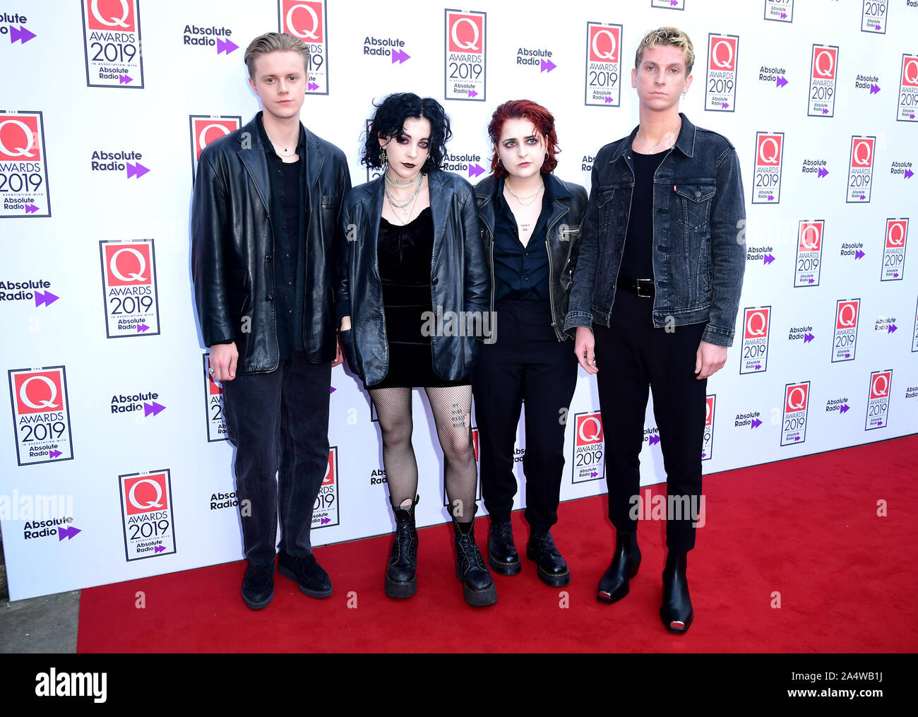 Hugo silvani band pale waves hi-res stock photography and images - Alamy