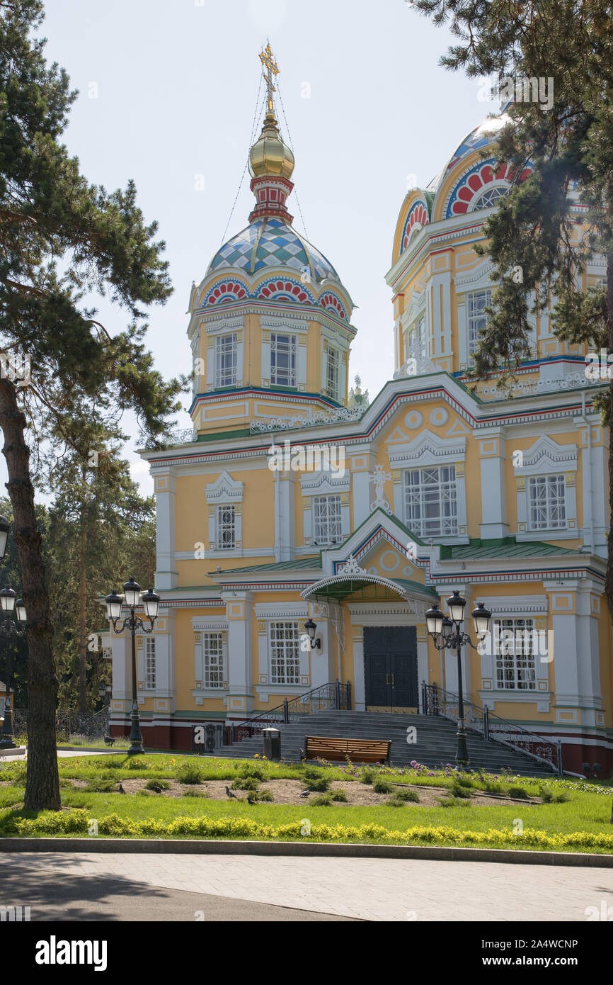 almaty zenkov ascension cathedral kazakhstan built without the use of ...