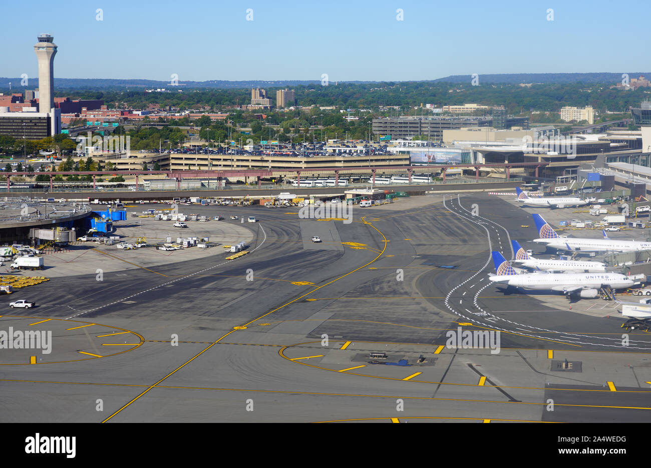 NEWARK, NJ -5 OCT 2019- View of planes from United Airlines (UA) at ...