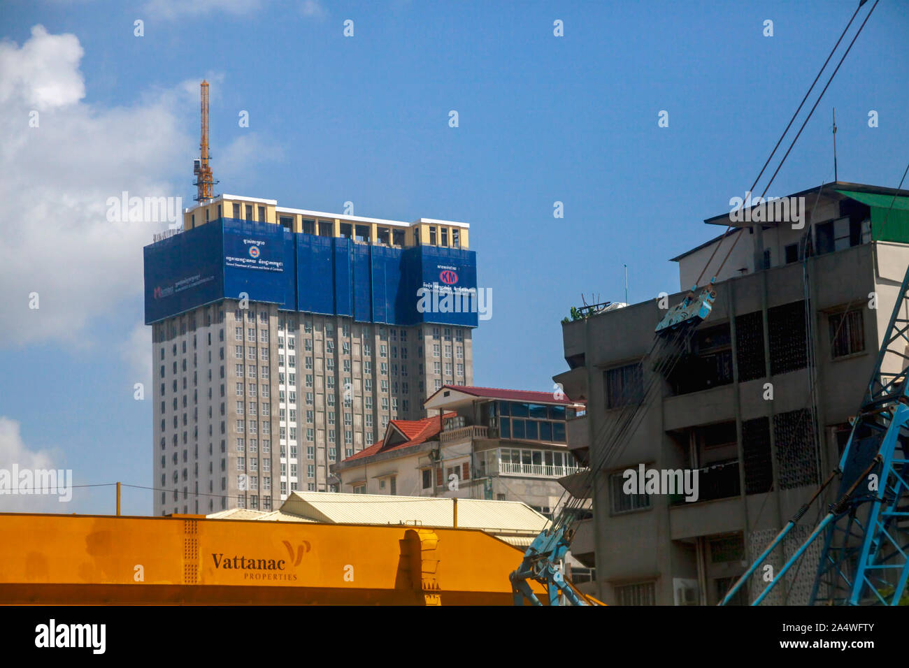 A new building that rises over the former Freedom Park is being built ...
