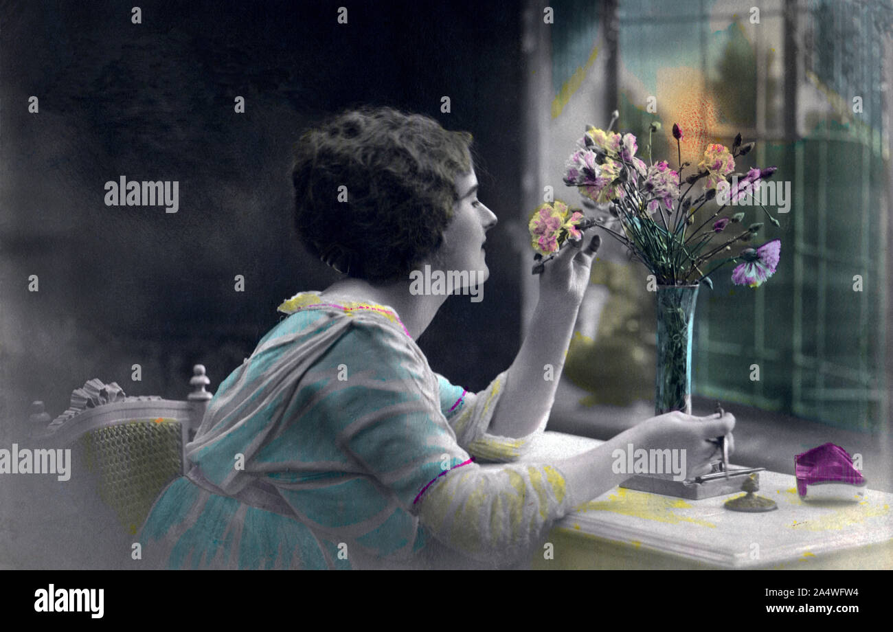 Hand tinted photograph hi-res stock photography and images - Alamy