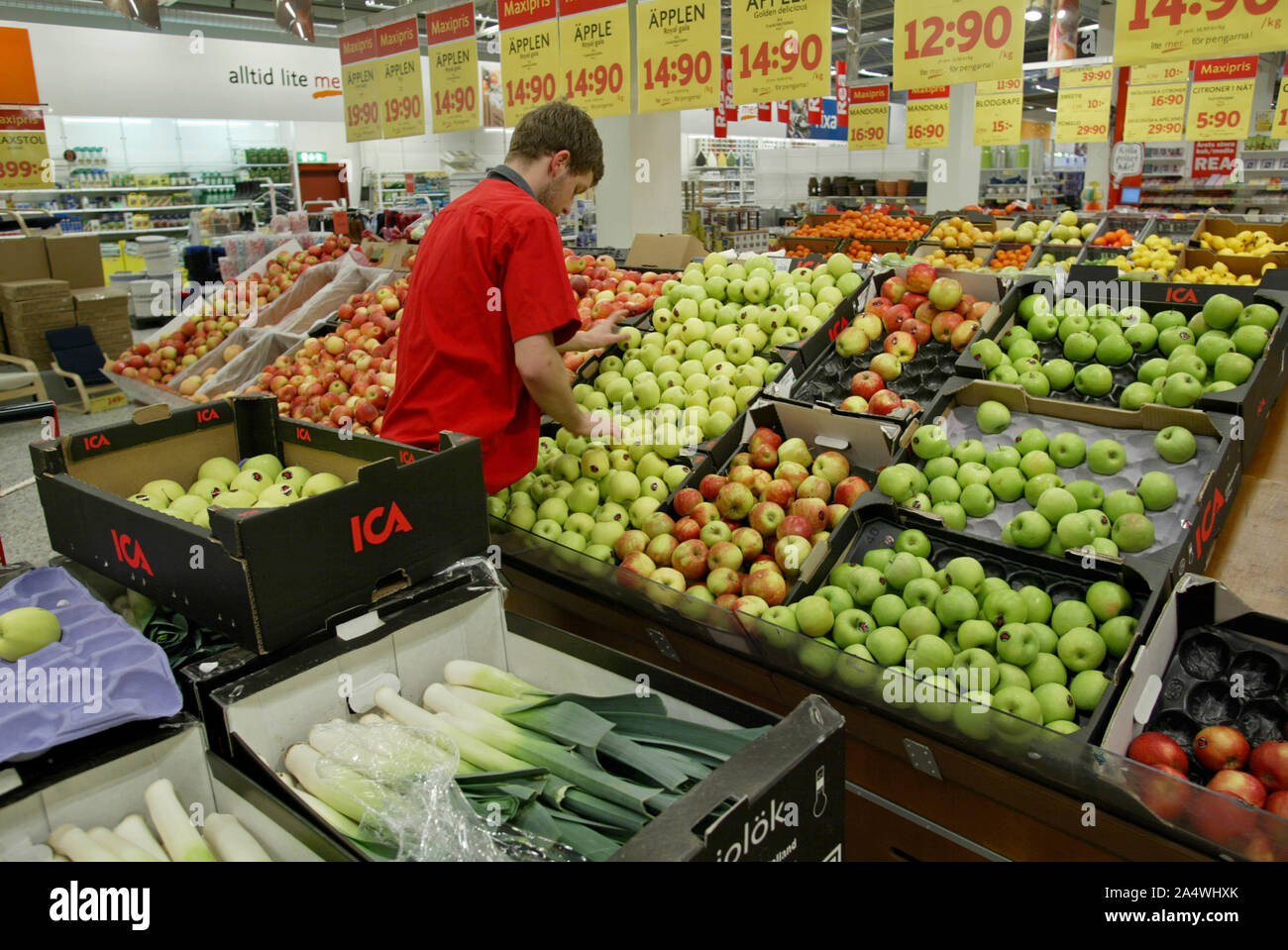 Fruktdisk hi-res stock photography and images - Alamy