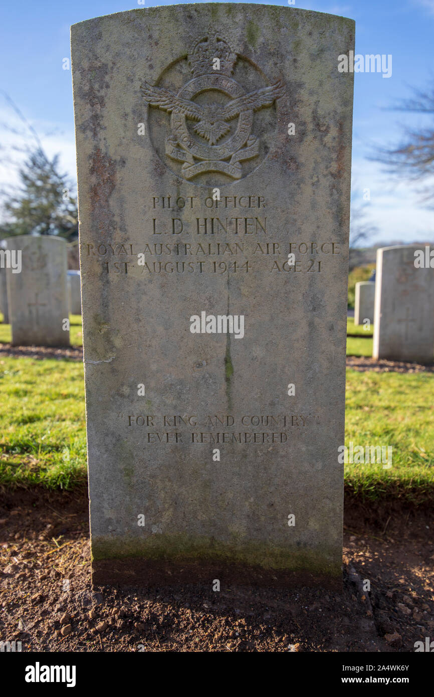 Australian infantry ww2 hi-res stock photography and images - Alamy