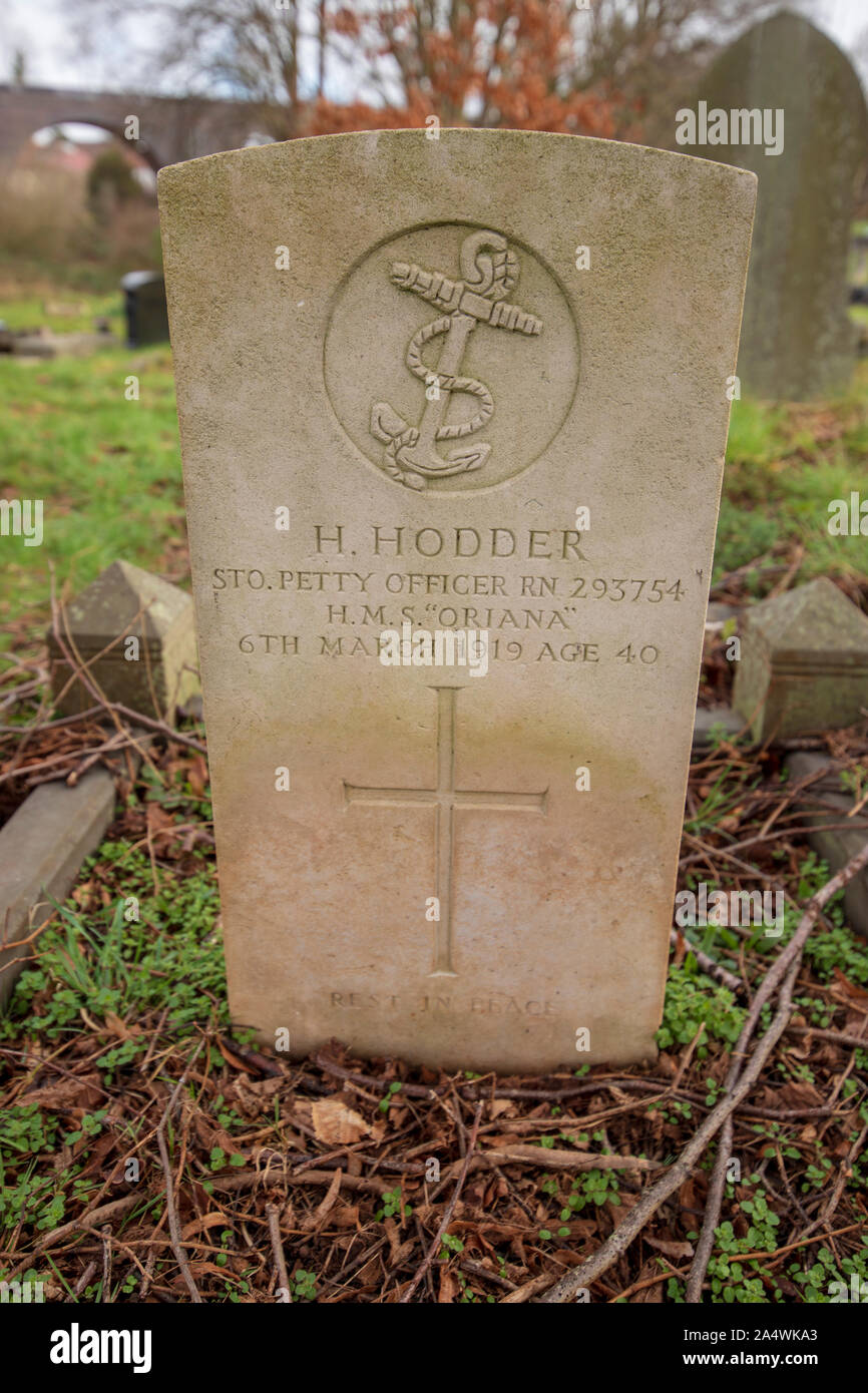 Commonwealth War Graves Commission Grave of Henry Hodder of the H.M.S ...
