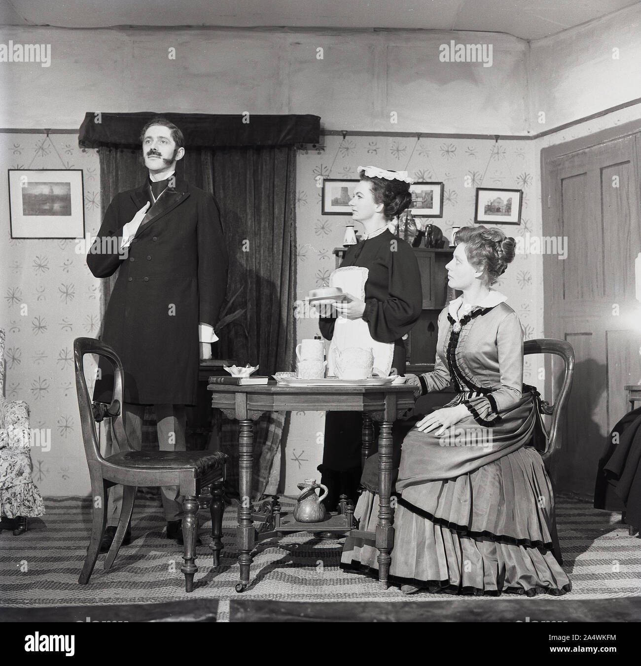 1960s stage actors hi-res stock photography and images - Alamy