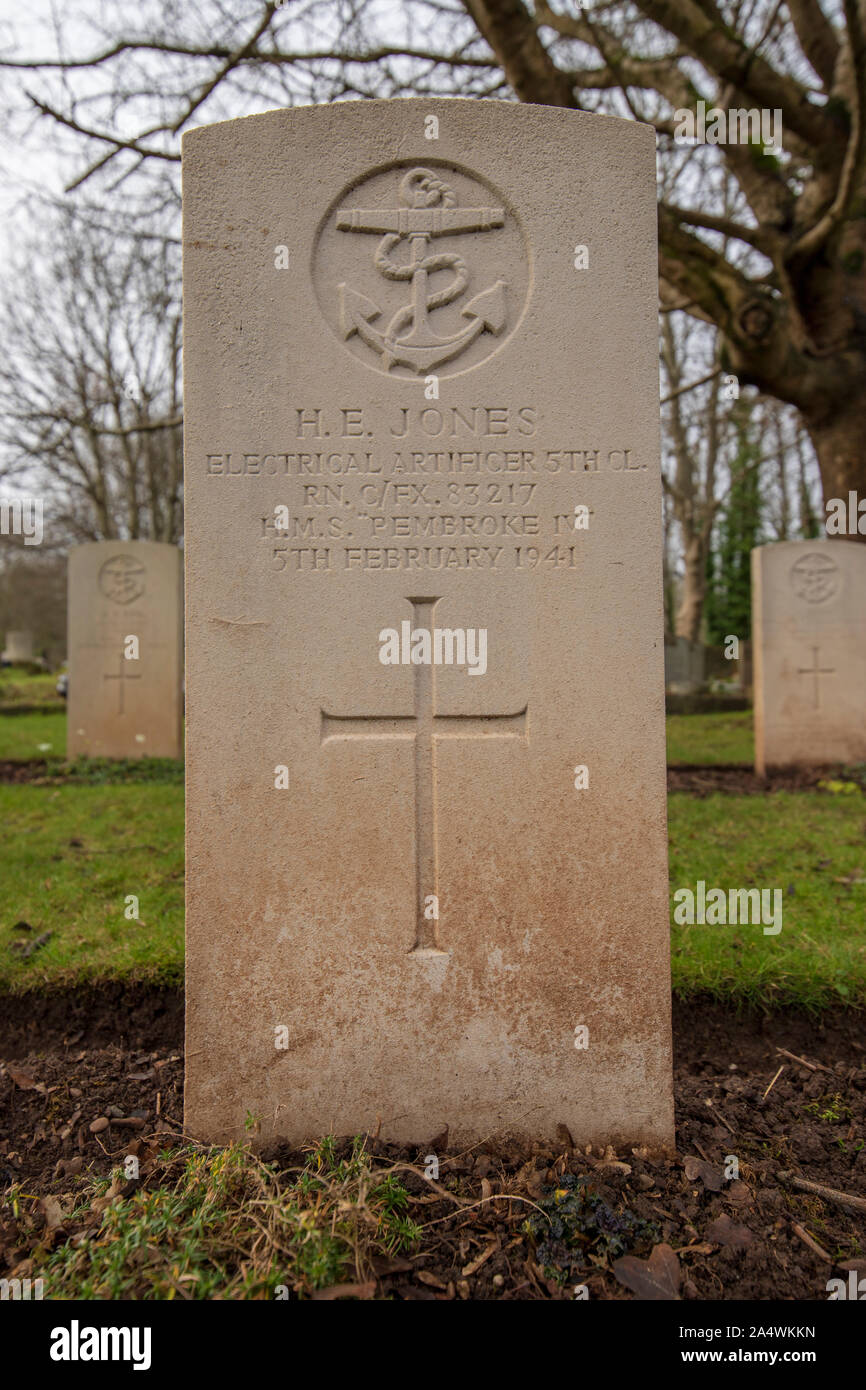 Commonwealth War Graves Commission Grave of Henry Edward Jones of H.M.S ...