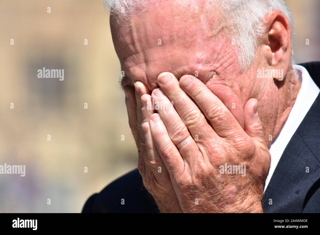 Helpless businessman hi-res stock photography and images - Alamy