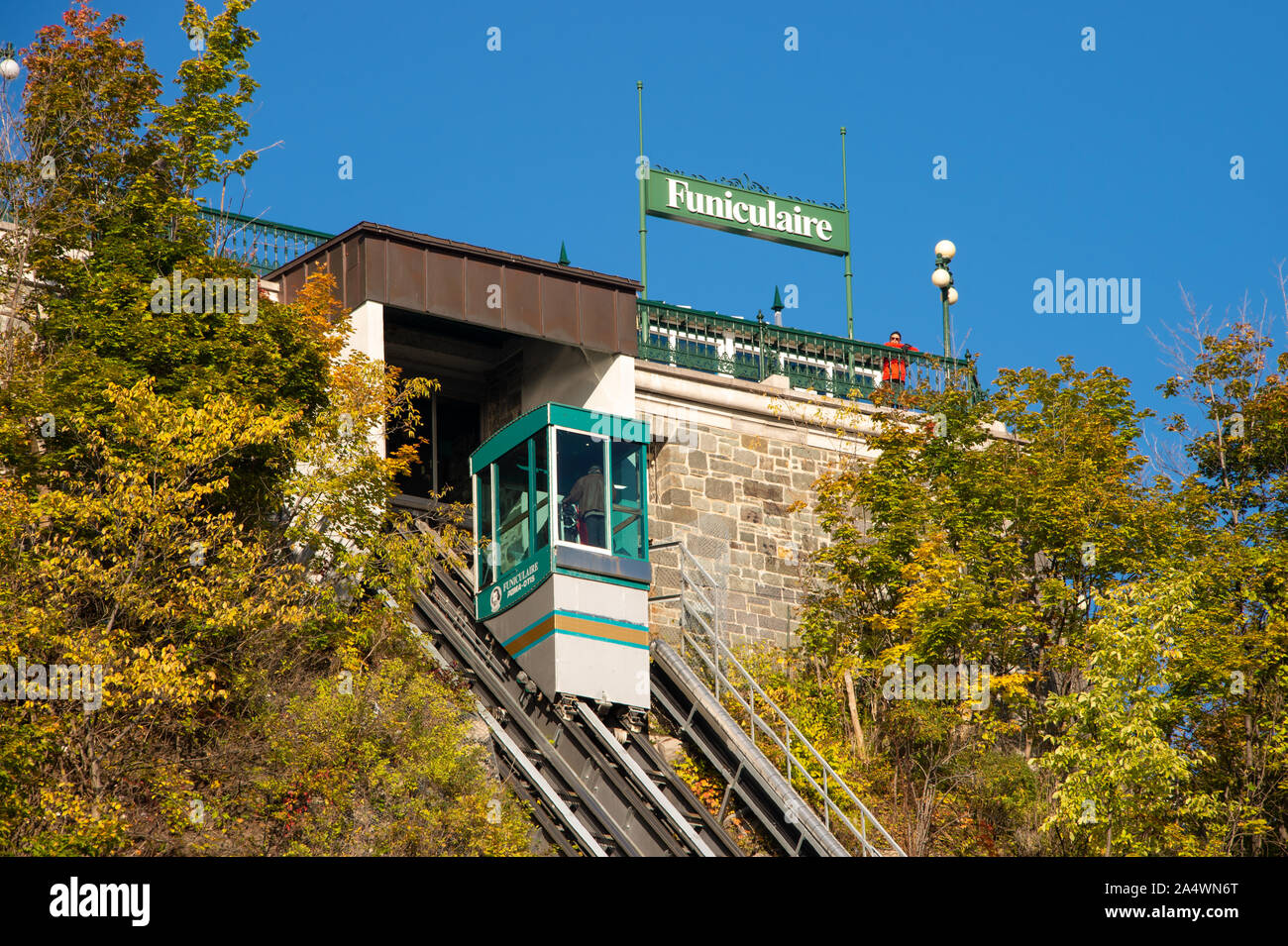 Old quebec city funiculaire hi-res stock photography and images - Alamy