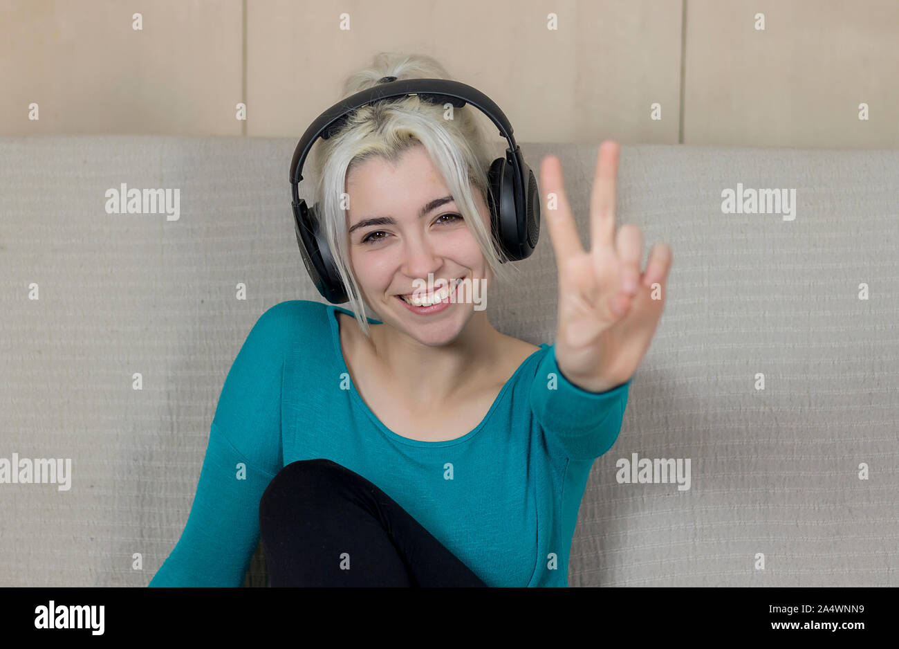 People, technology and leisure concept Stock Photo - Alamy