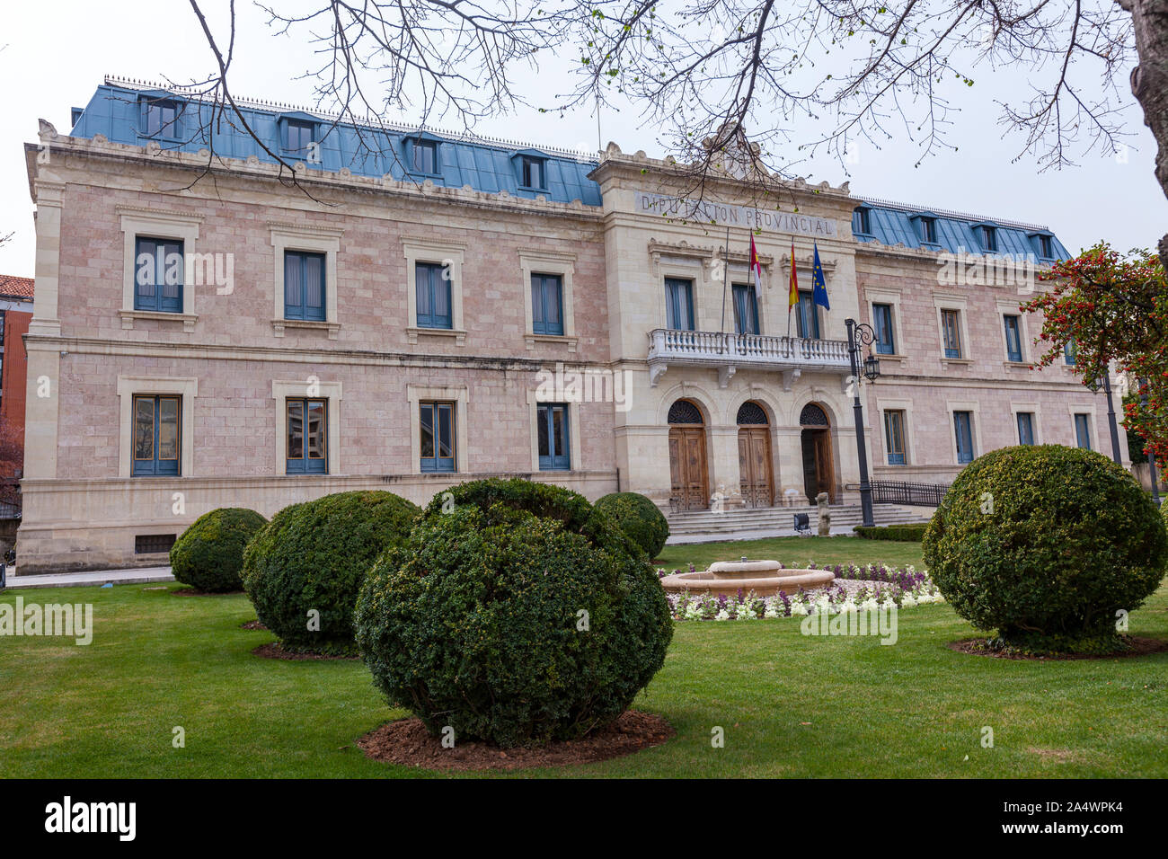 Provincial building hi-res stock photography and images - Alamy