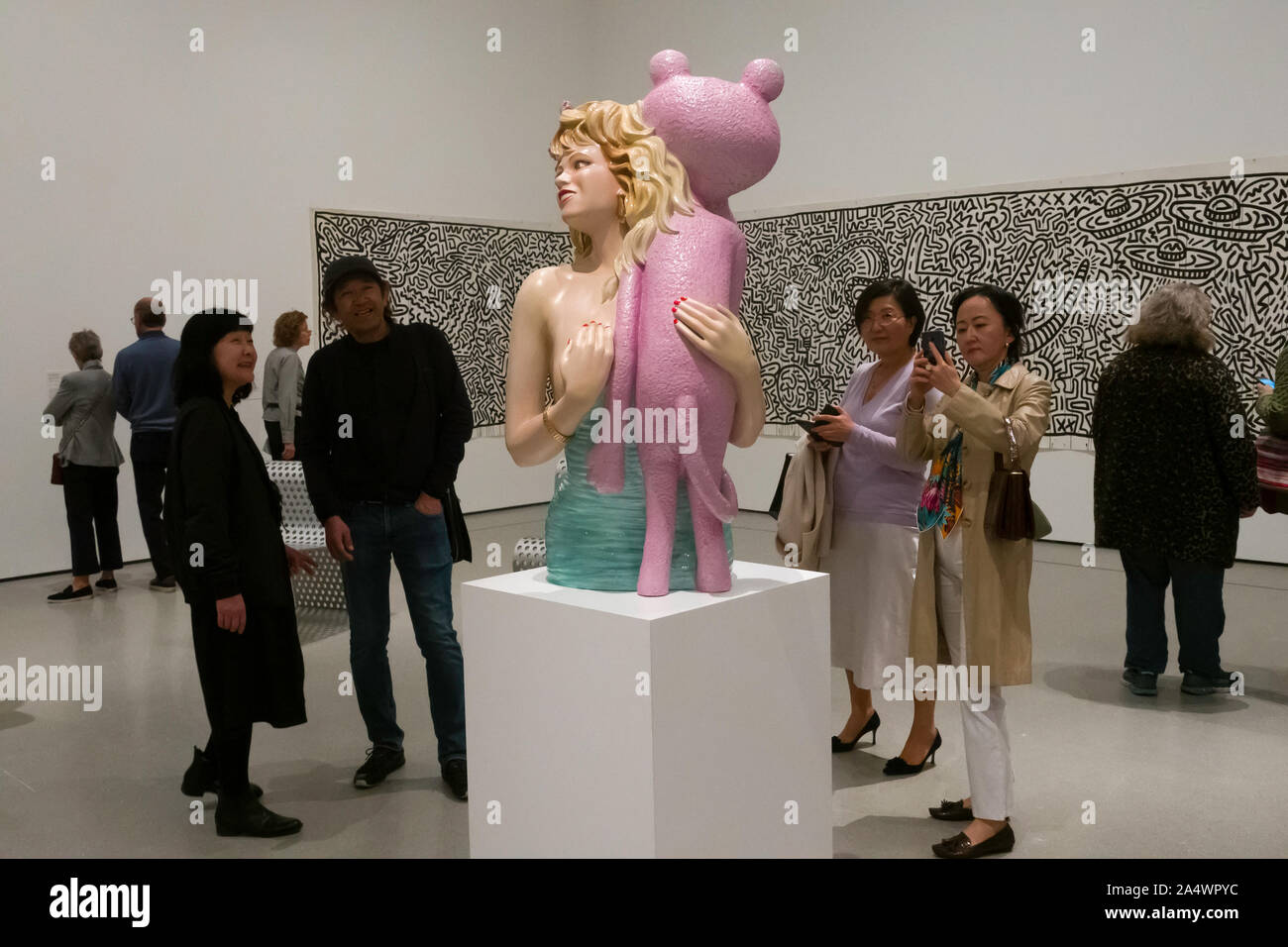 Banality jeff koons hi-res stock photography and images - Alamy