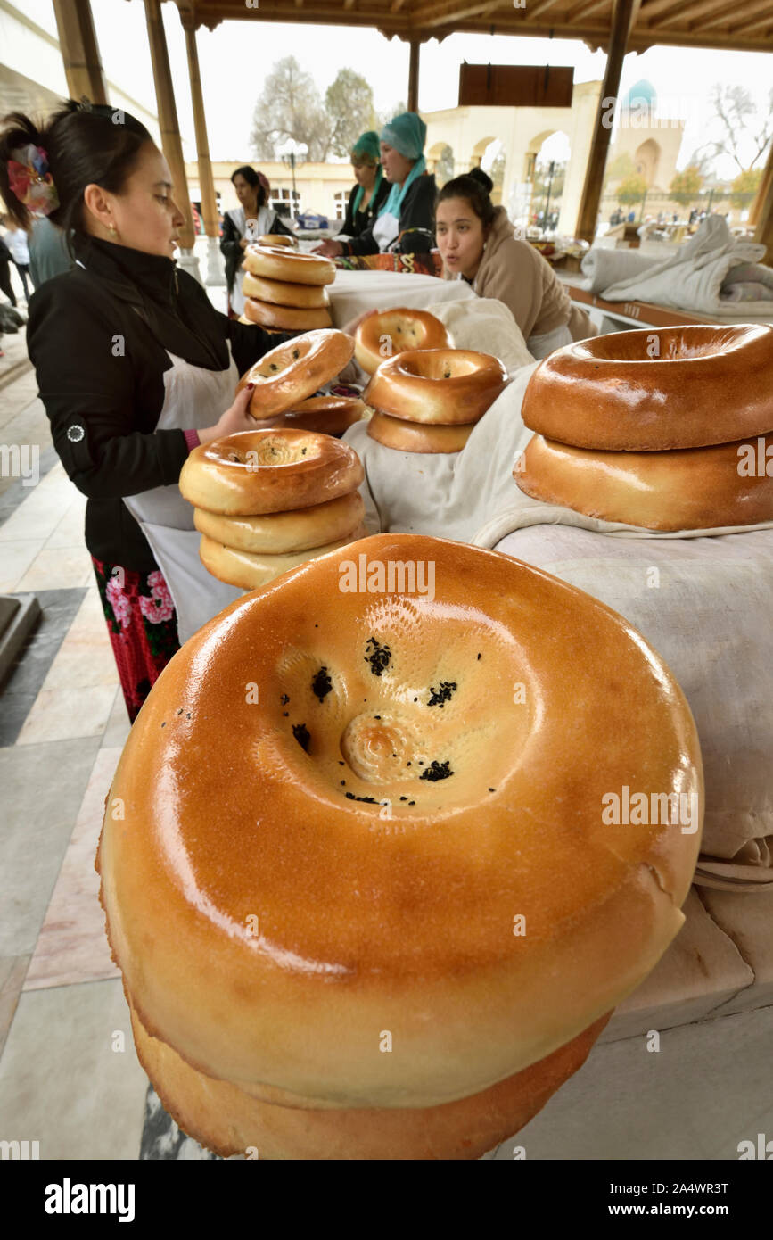 Samarkand bread hi-res stock photography and images - Alamy