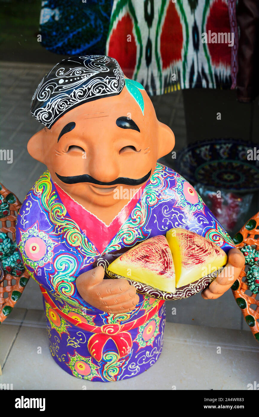 Typical uzbek souvenirs for tourists. Samarkand, Uzbekistan Stock Photo ...