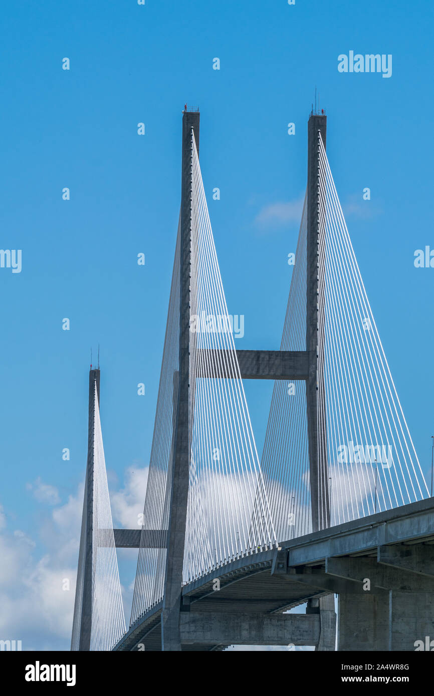 High coast bridge cable hi-res stock photography and images - Alamy