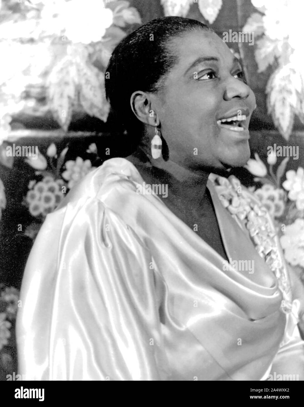 BESSIE SMITH (1894-1937) American blues singer about 1936 Stock Photo ...