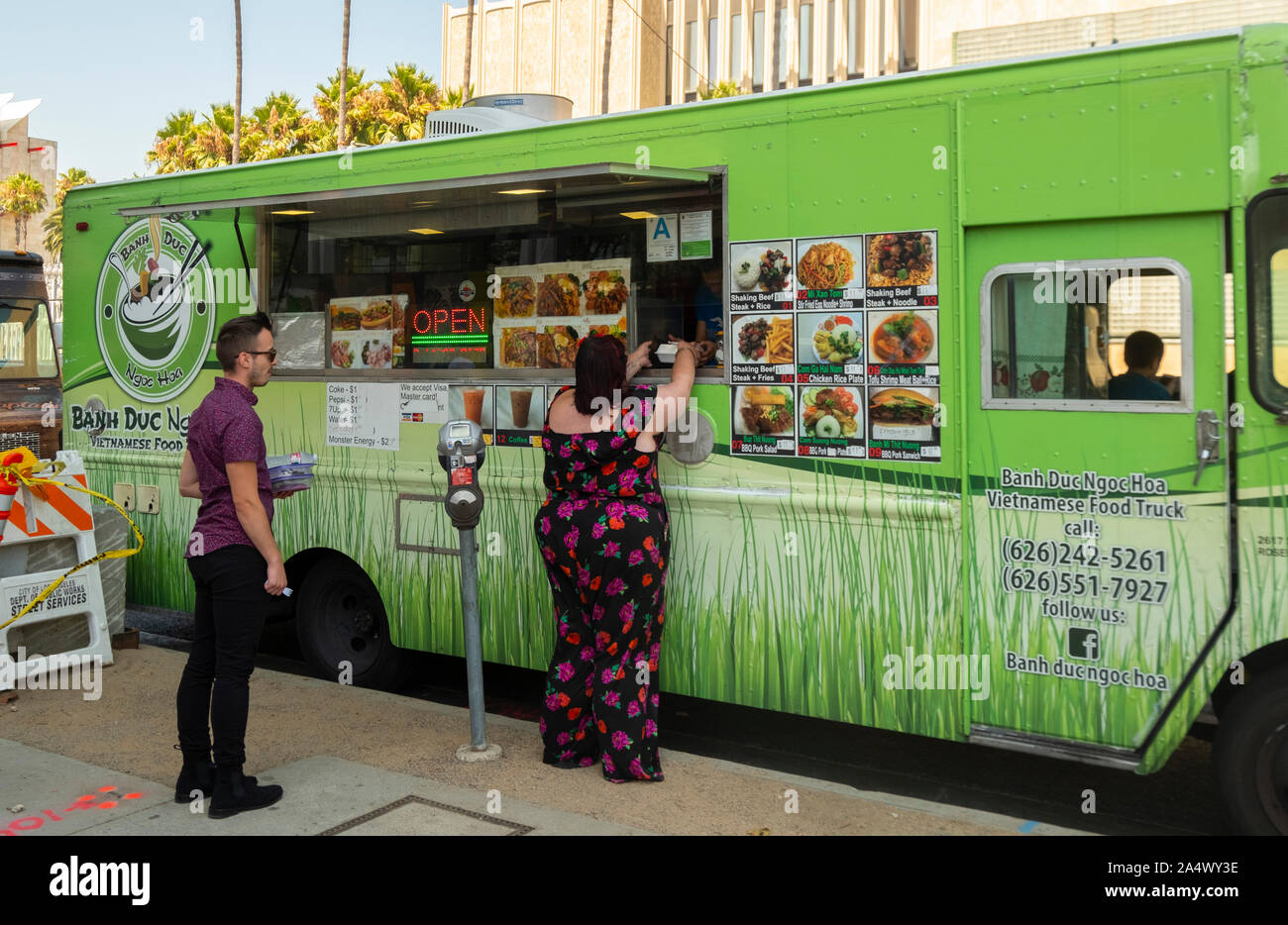 Food Truck near LACMA. Los Angeles, California, USA Stock Photo - Alamy