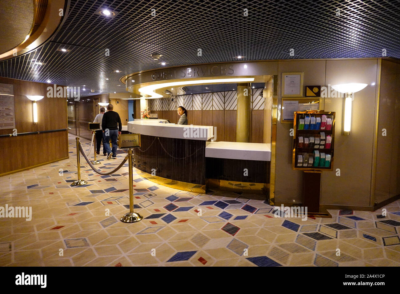 Cruise cabin service hi-res stock photography and images - Alamy