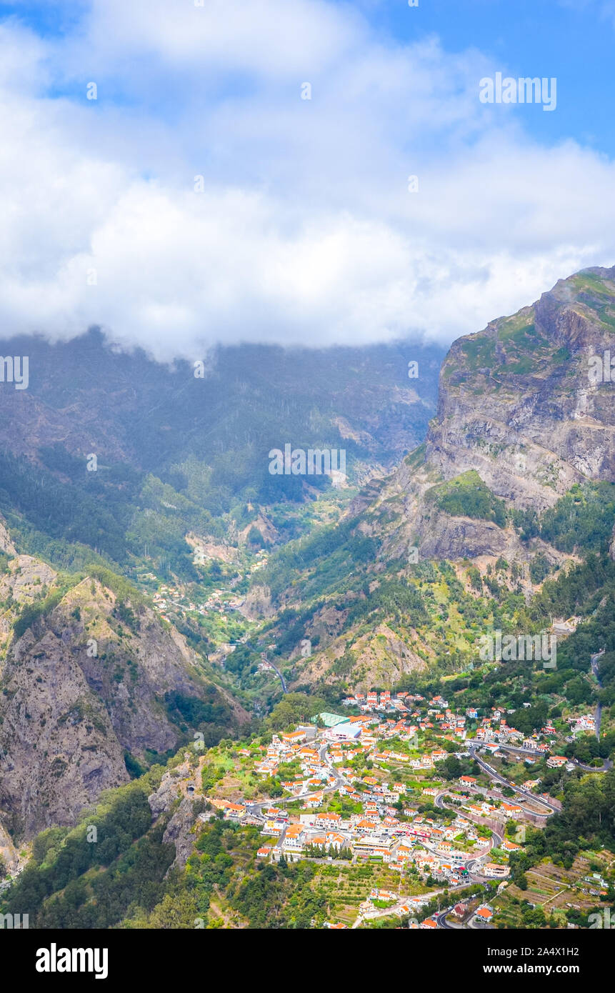 Portuguese landscape hi-res stock photography and images - Alamy