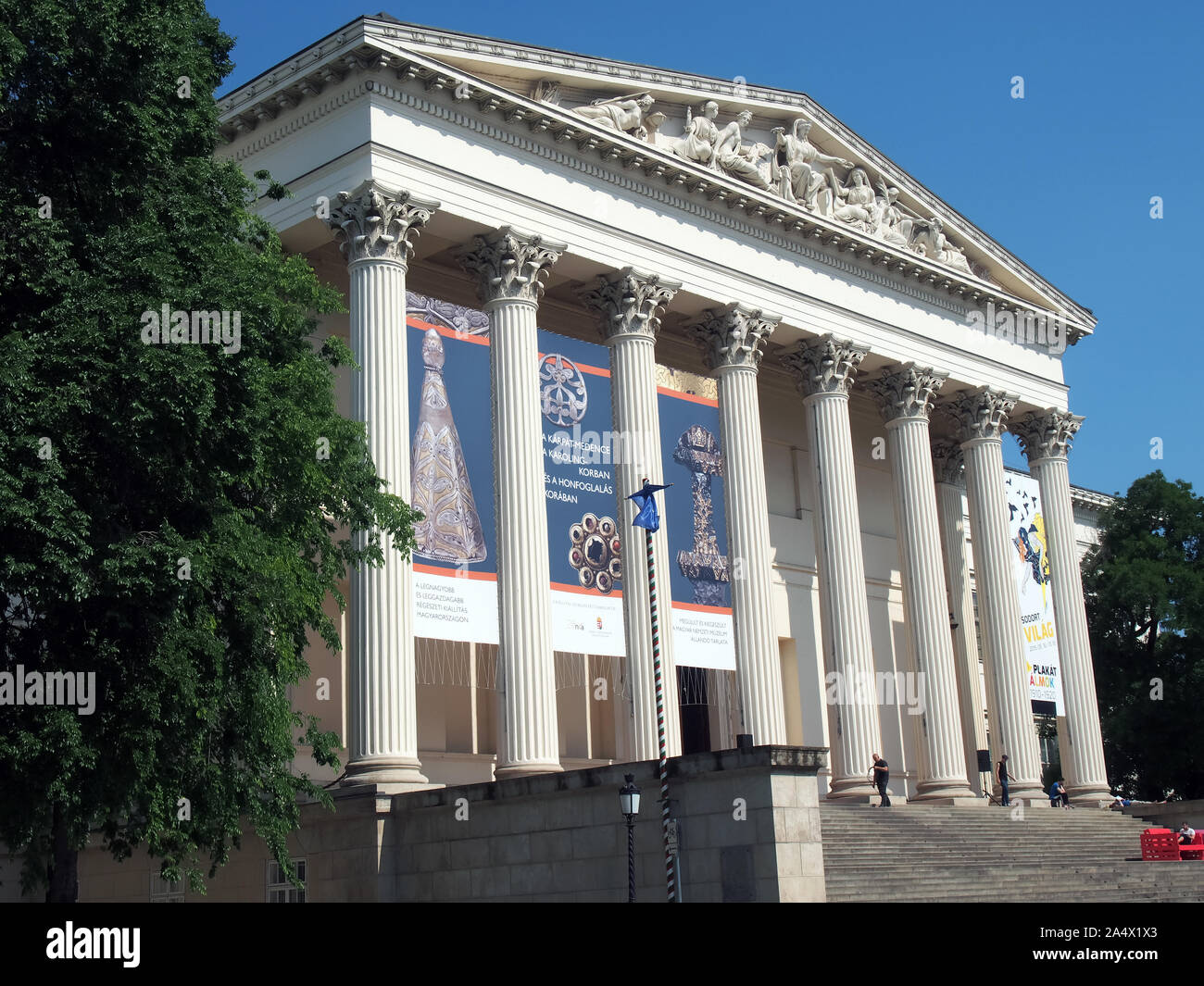 Hungarian national museum hi-res stock photography and images - Alamy