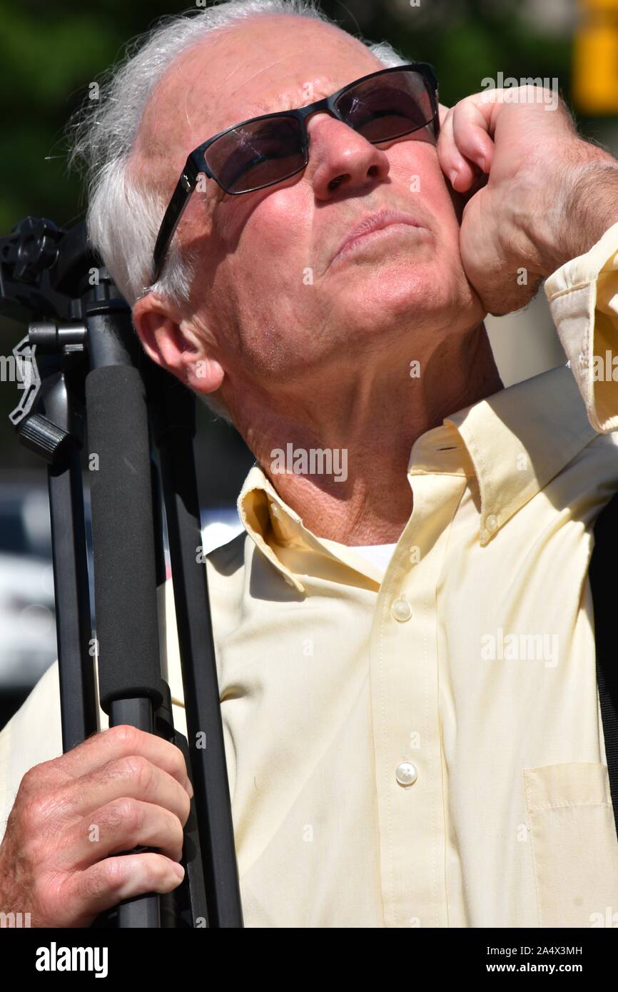 Adult photographer hi-res stock photography and images - Alamy