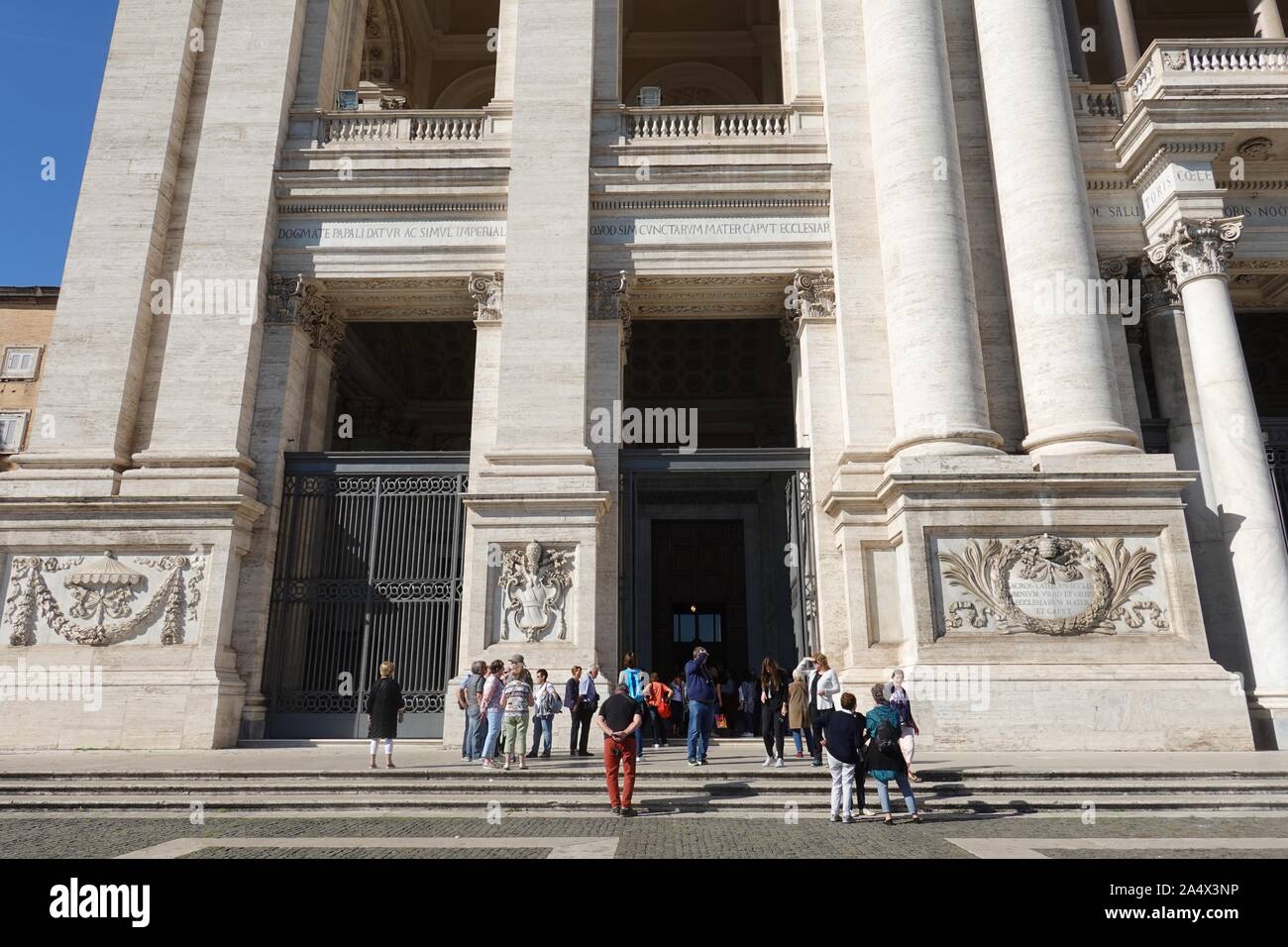 The exterior of St John Lateran Basilica in Rome, Italy Stock Photo - Alamy