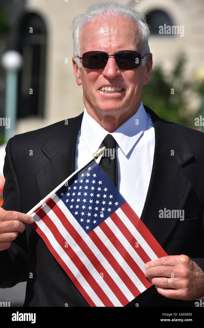 Military veterans smiling hi-res stock photography and images - Alamy