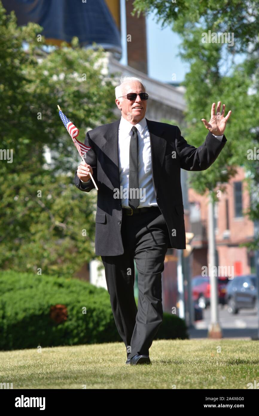 Friendly flag hi-res stock photography and images - Alamy