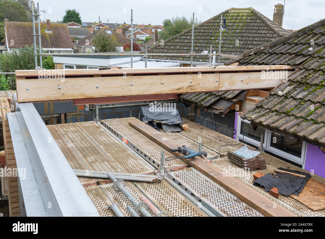 Structural beams hi-res stock photography and images - Alamy