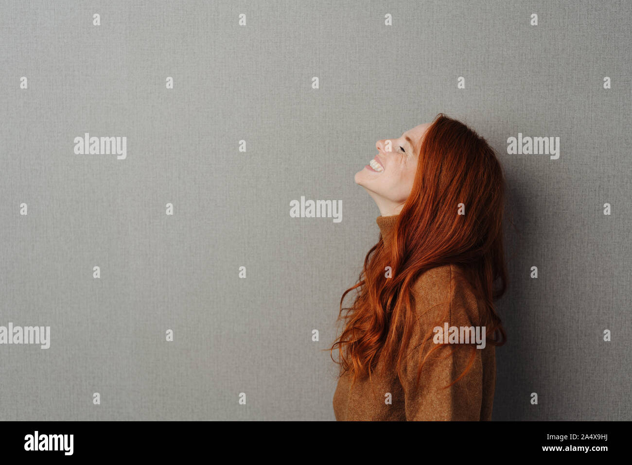 Tilted sideways hi-res stock photography and images - Alamy